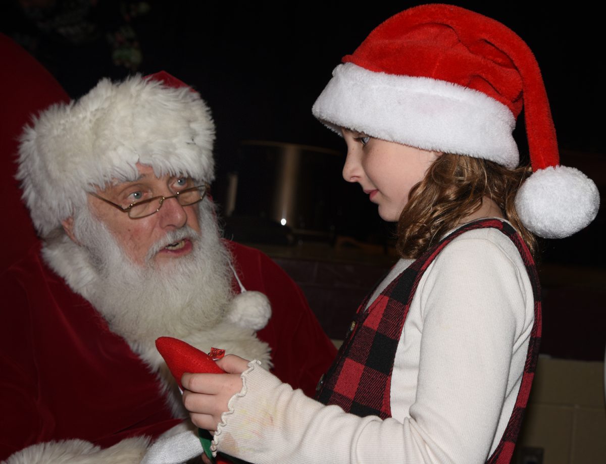 Santa coming to South Hills - The Almanac